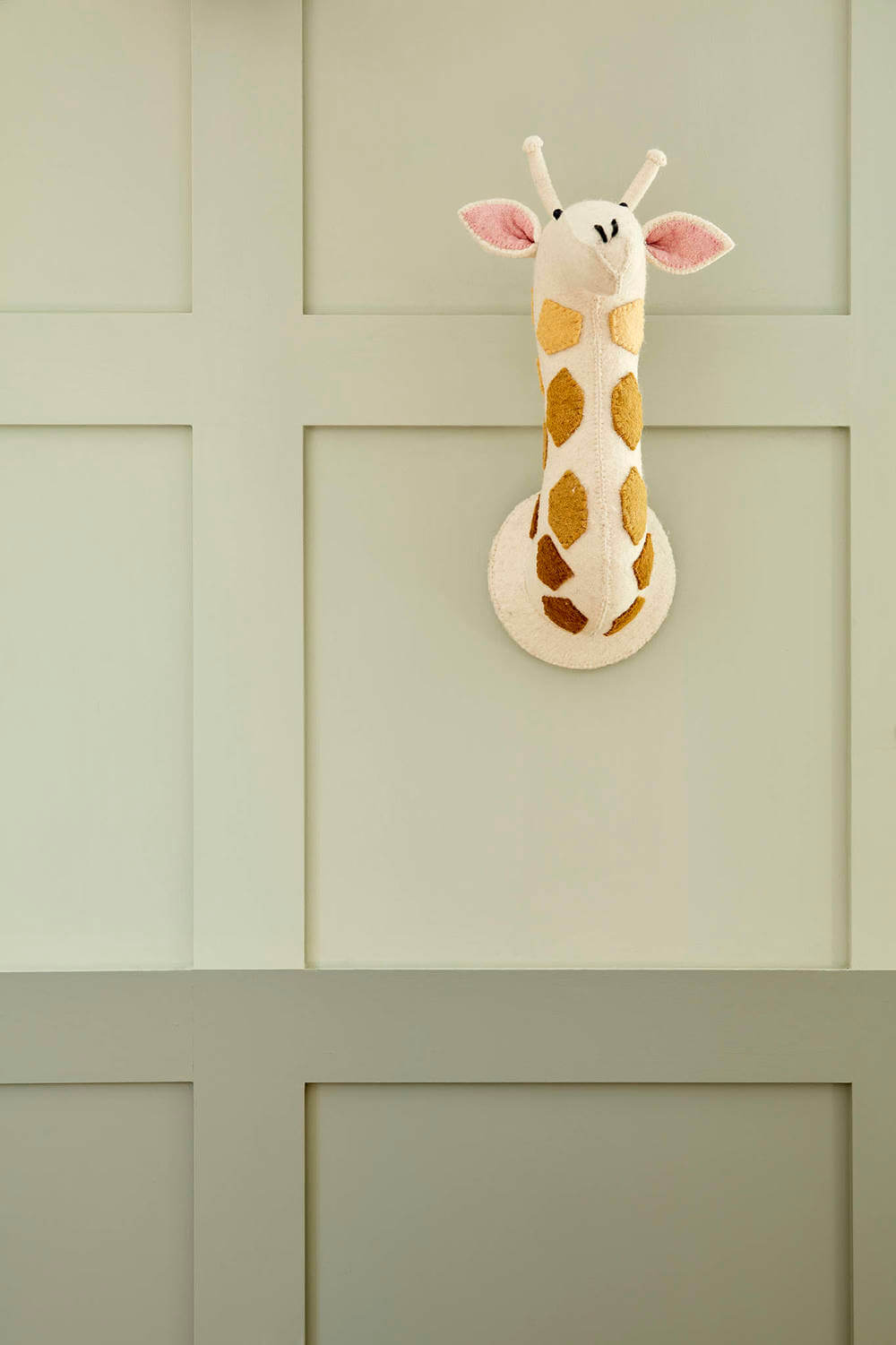 Little Greene Green Stone 270 - Paint-Greene.nl